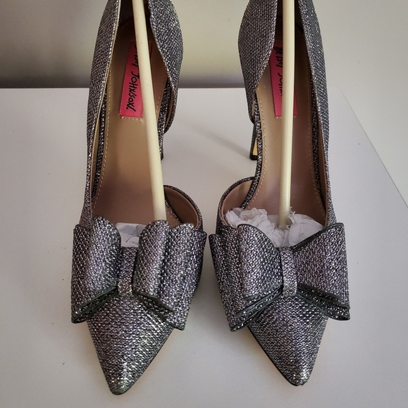 Betsey Johnson | Shoes | Betsey Johnson Prince Pump Nib | Poshmark